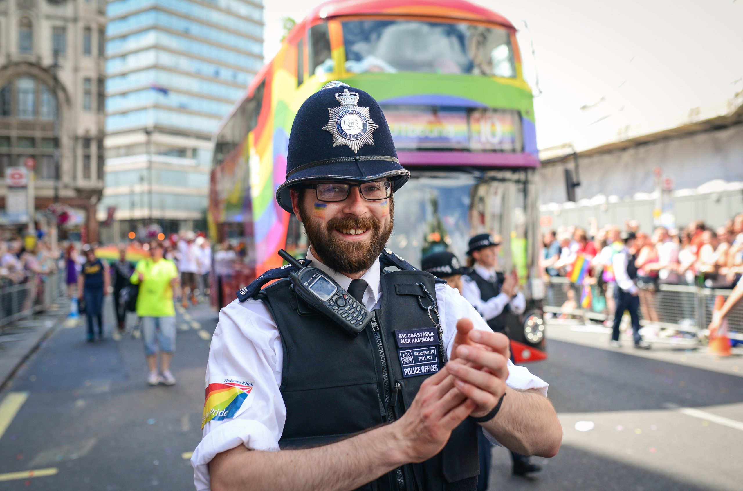 Facilitating the freedom to celebrate: Radicalisation and policing ...